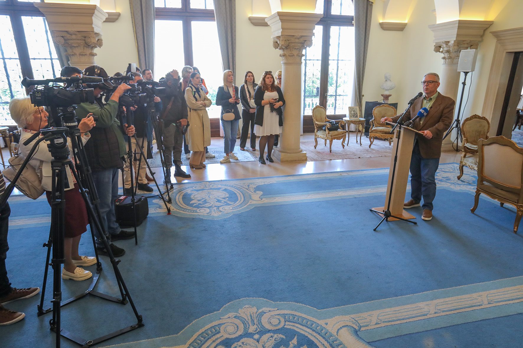 Beli dvor otvoren za turiste | Grad Beograd